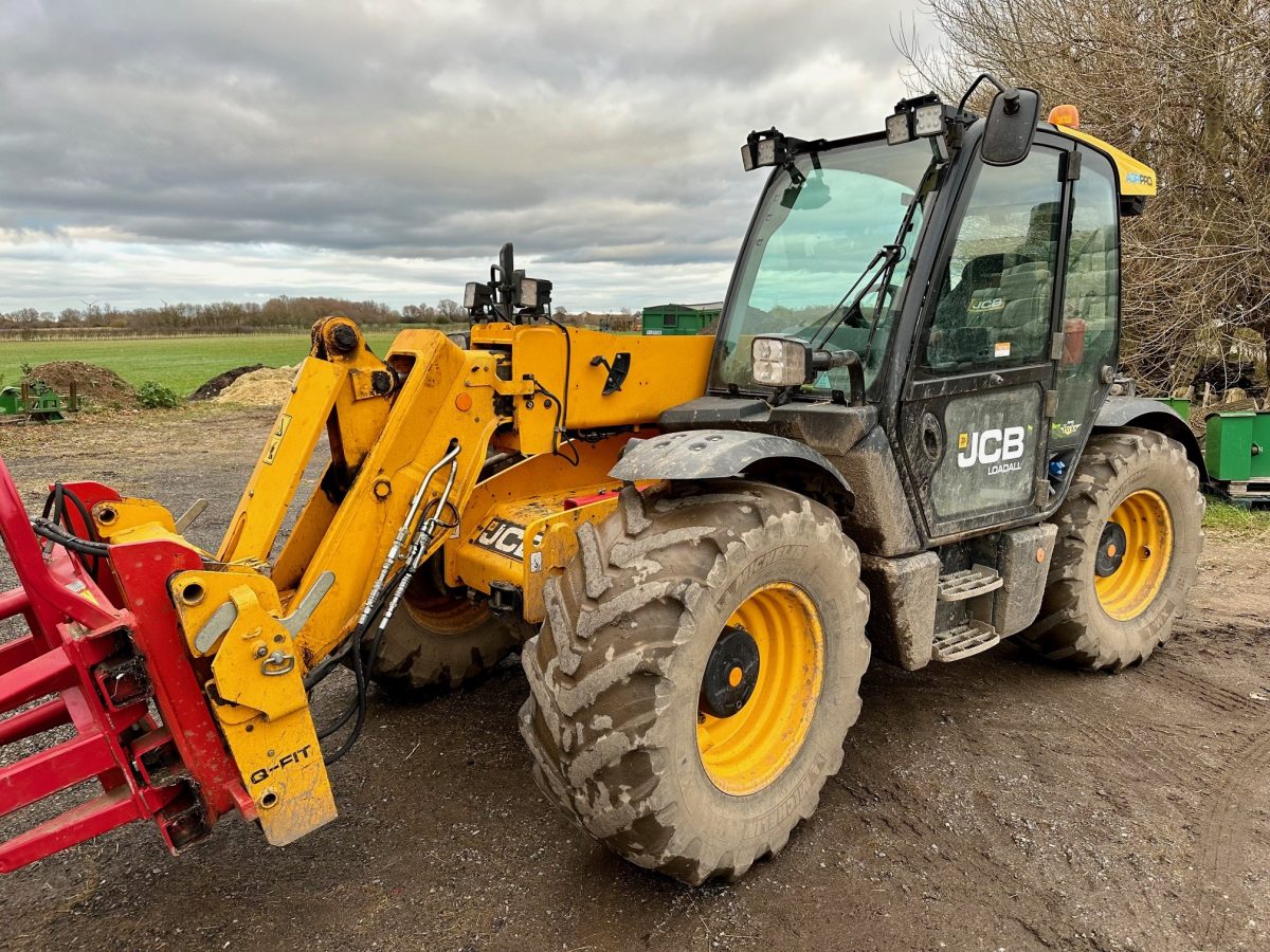 Used Loadalls Archives - Pecks Ltd